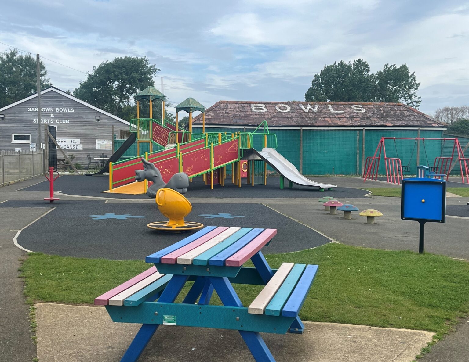 Sandown Parks & Open Spaces | Enjoy Nature, Trails & Play Areas